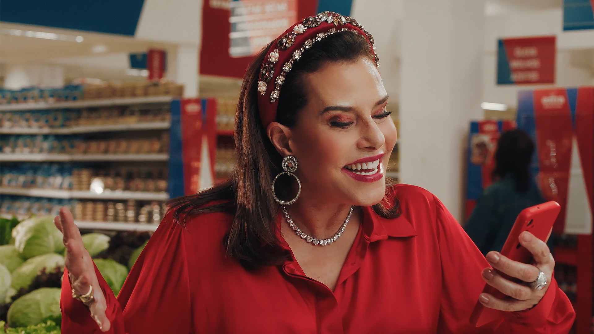 Mais que Loucura! Narcisa Tamborindeguy protagoniza campanha de 36 anos ...